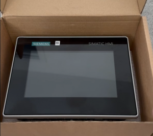 Unboxing WinCC Unified Comfort Panel and upgrading firmware